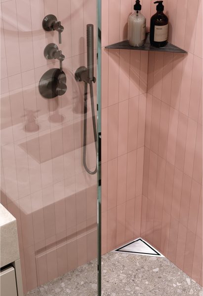 Unidrain corner floor drainage system - EuroStyle